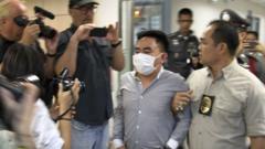 US teenager jailed for smuggling tiger across Mexico border - BBC News