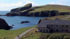 Scotland's most remote school seeks new headteacher - BBC News