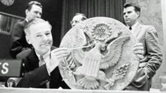 The Cold War spy technology which we all use - BBC News