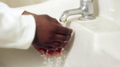 Washing hands in cold water 'as good as hot' - BBC News