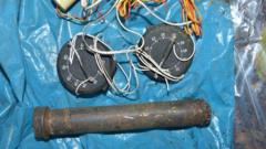 New IRA 'develops new under-car bomb' - BBC News