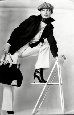 Debenhams: Over 200 years of history - BBC News