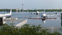 Climate change: Sea level rise to affect 'three times more people ...