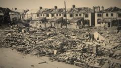 The night a Cardiff bombing raid left 'everything in chaos' - BBC News