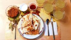 Ultra-processed foods 'make you eat more' - BBC News