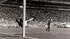 Pele: A sporting icon who made football beautiful - BBC News