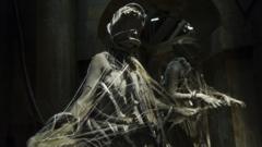 Playing one of Doctor Who's scariest monsters - BBC News
