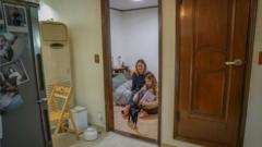 Parasite: The real people living in Seoul's basement apartments - BBC News