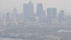 Clean air: Campaigners criticise pace of new particles targets - BBC News