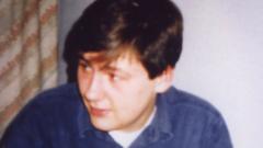 Hillsborough trial: Trevor Hicks describes 'worst moment' - BBC News