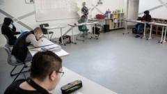 Coronavirus: Germans don compulsory masks as lockdown eases - BBC News