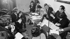 The Provisional IRA: How 1969 sparked deadly campaign - BBC News