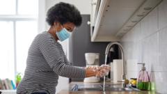 Coronavirus : est-il possible de contracter le coronavirus et de le transmettre après la ...