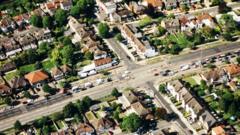Thousands of miles of UK roads in poor condition - BBC News