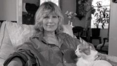 TV and radio stars we lost in 2016 - BBC News