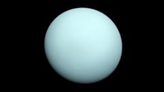 Rotten egg gas around planet Uranus - BBC News
