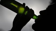 New alcohol guidelines: What you need to know - BBC News