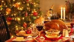 Christmas comes earlier in the UK, data shows - BBC News