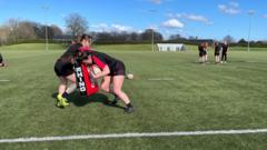 Stress incontinence: Stigma tackled in women's rugby - BBC News