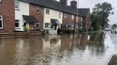 Yorkshire Dales hit by flooding following heavy rain - BBC News