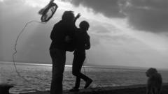 Hull Hessle Road photographer shares 6,000-shot collection - BBC News