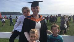 Extreme morning sickness patients 'deserve royal standard' - BBC News