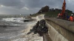 Southsea's damaged seafront promenade collapses - BBC News