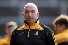 DJ Carey: Kilkenny hurling star accused of cancer cash fraud - BBC News