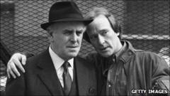 What's it like being a bodyguard? - BBC News