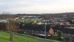 Miriam Beard's £51,000 fraud angers Plas Madoc residents - BBC News