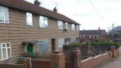 The rise, fall and rise of the Tyneside flat - BBC News