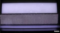 Nasa to test space-sleep colour-changing lights - BBC News