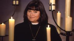 Vicar of Dibley actress Emma Chambers dies aged 53 - BBC News