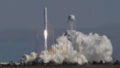Unmanned US rocket Antares explodes during launch - BBC News