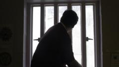 Self-harm 'four times more likely' in female prisoners - BBC News
