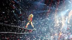 Day in pictures: 12 February 2014 - BBC News