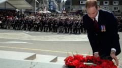 In pictures: D-Day assault remembered - BBC News