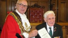 D-Day veteran 'escapee' Bernard Jordan dies aged 90 - BBC News