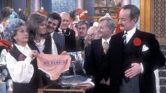 'Allo 'Allo! comedy writer Jeremy Lloyd dies at the age of 84 - BBC News