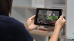 Intel RealSense 3D depth camera fitted into smartphone - BBC News