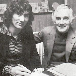 Robin Friday movie to tell tale of football 'rock star' - BBC News