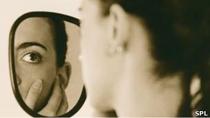 Trastornos raros: dismorfia corporal - BBC News Mundo