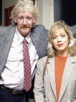 Geordie comedian Brendan Healy dies of cancer aged 59 - BBC News