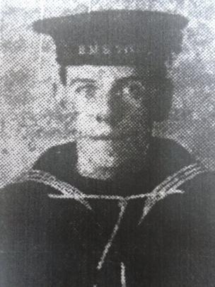 In pictures: World War One's Irish sailors - BBC News