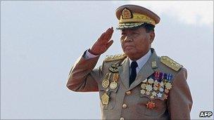 Burma's Than Shwe 'remains senior general' - BBC News