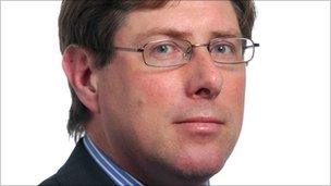 Call for NHS Grampian accommodation probe - BBC News