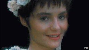 Funeral for Bradford woman Suzanne Blamires - BBC News