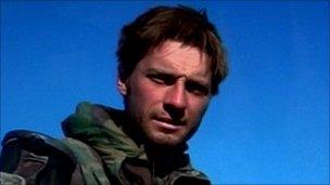 Jack Sadler's Exmouth father Ian accuses MoD on death - BBC News