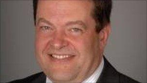 NHS Suffolk appoints new interim chief executive - BBC News