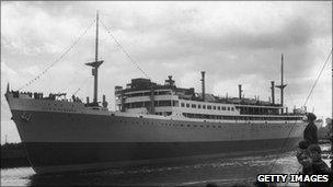Remembering the SS City of Benares tragedy 70 years on - BBC News